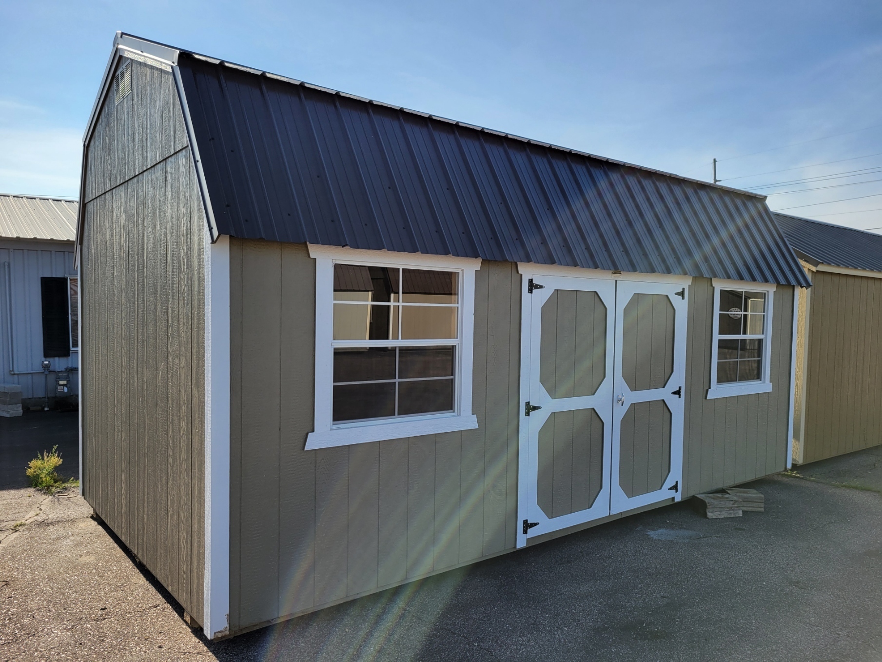 Richland Center Buildings